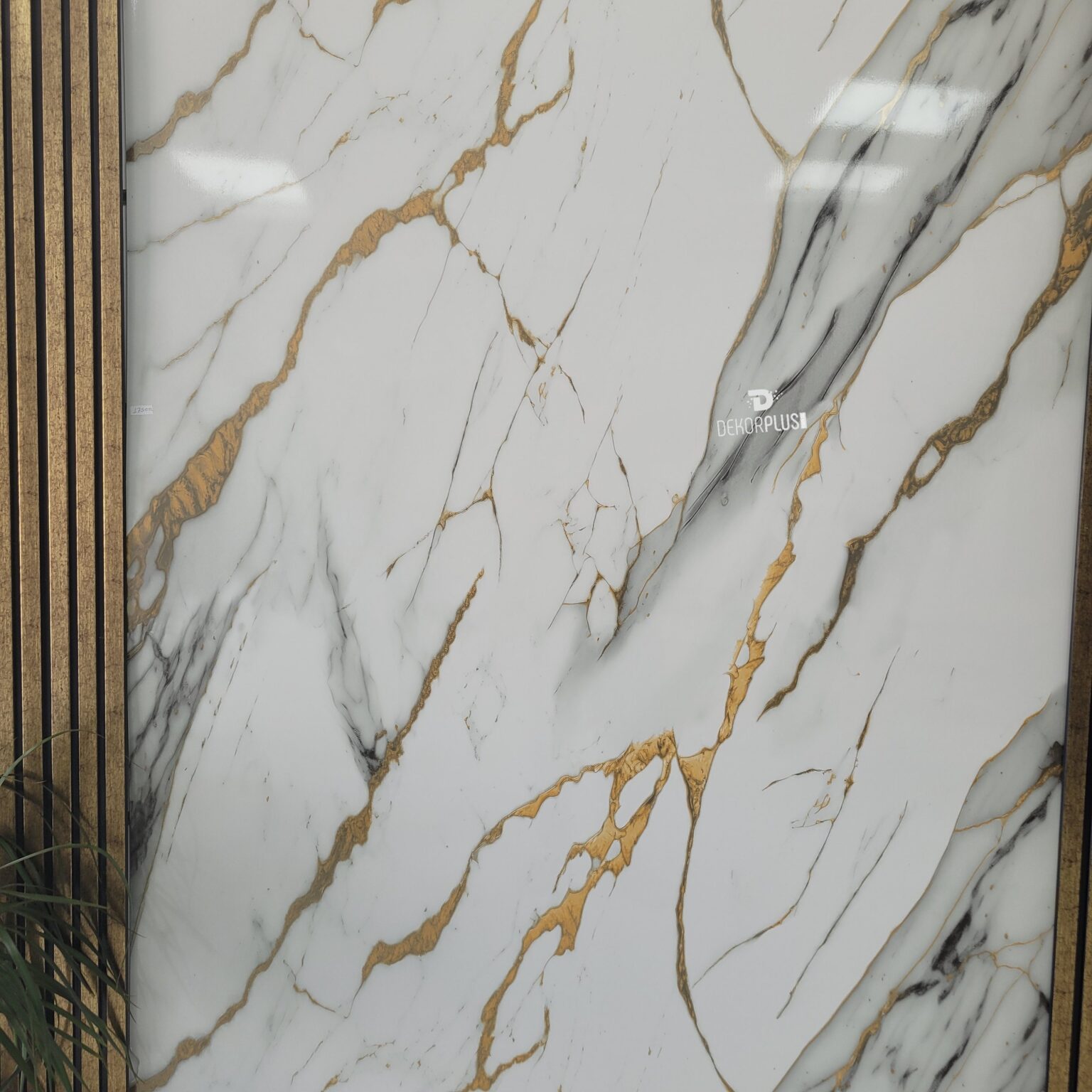 122x280cm Beyaz Gold Mermer Desenli Pvc Duvar Paneli – Dekor Plus